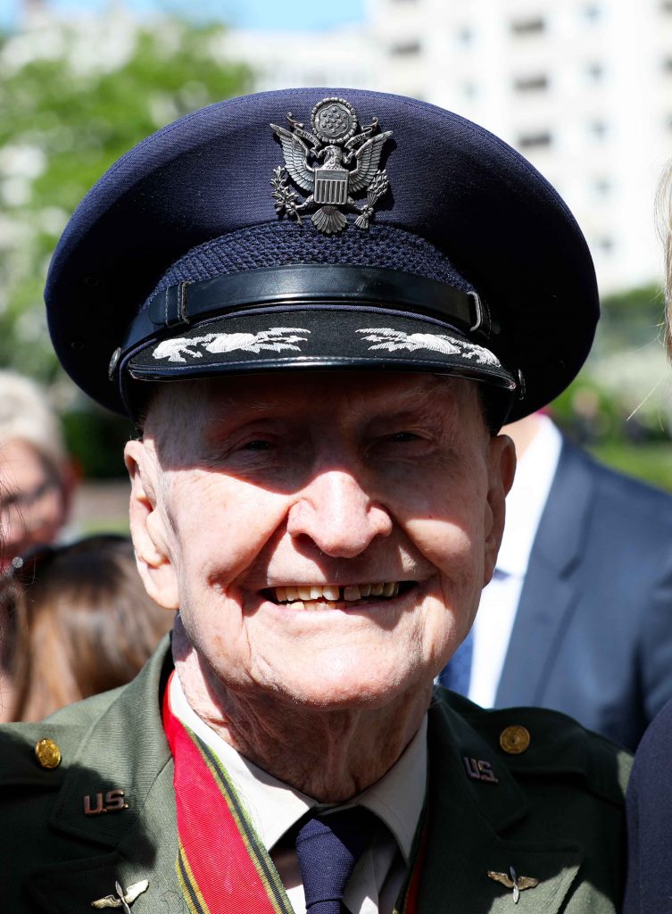 ‘Candy Bomber’ Passes Away at 101 - European Security